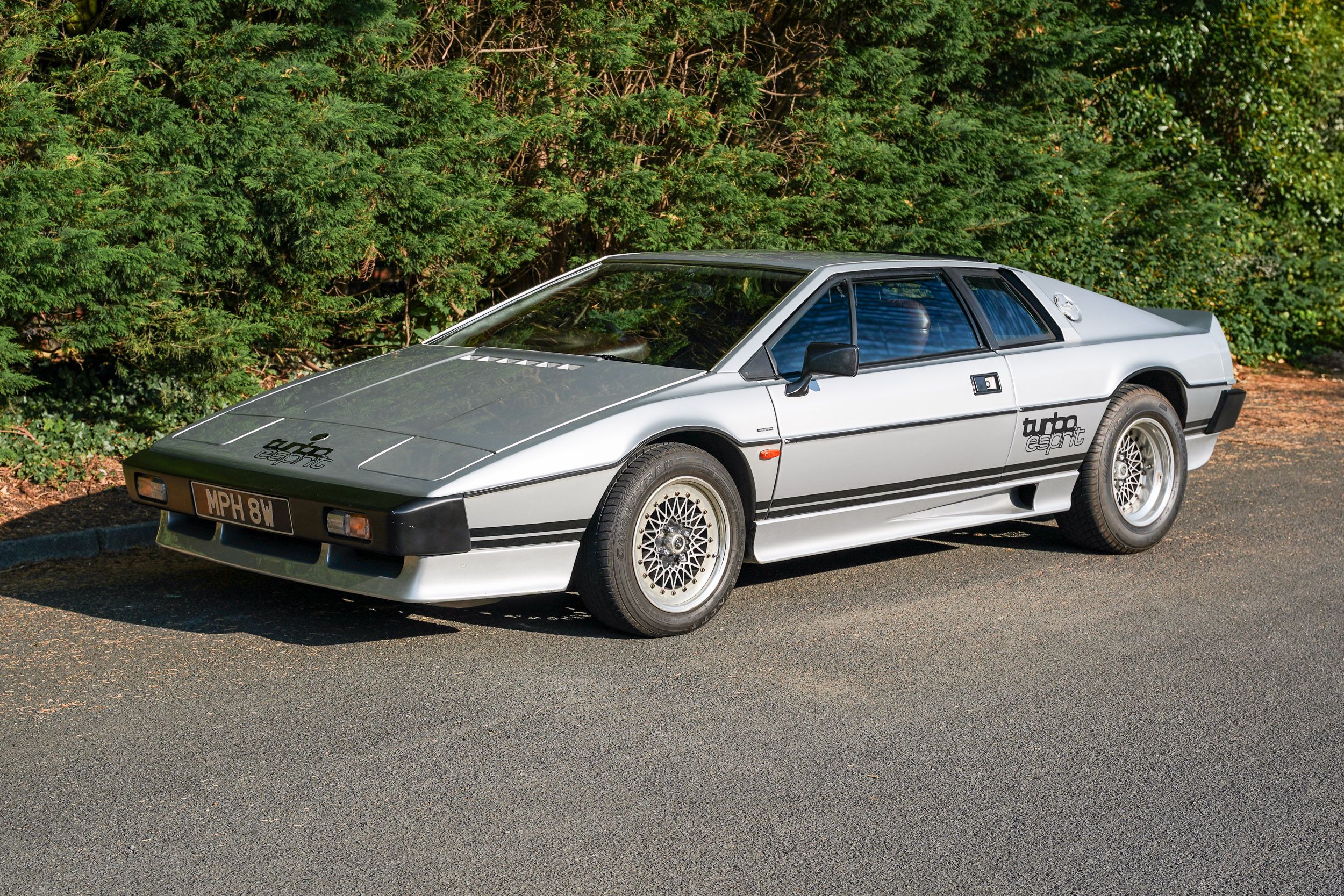 1981 Lotus Esprit S2.2 Turbo VIN SCC082910AHD10951 | Hagerty Valuation Tools